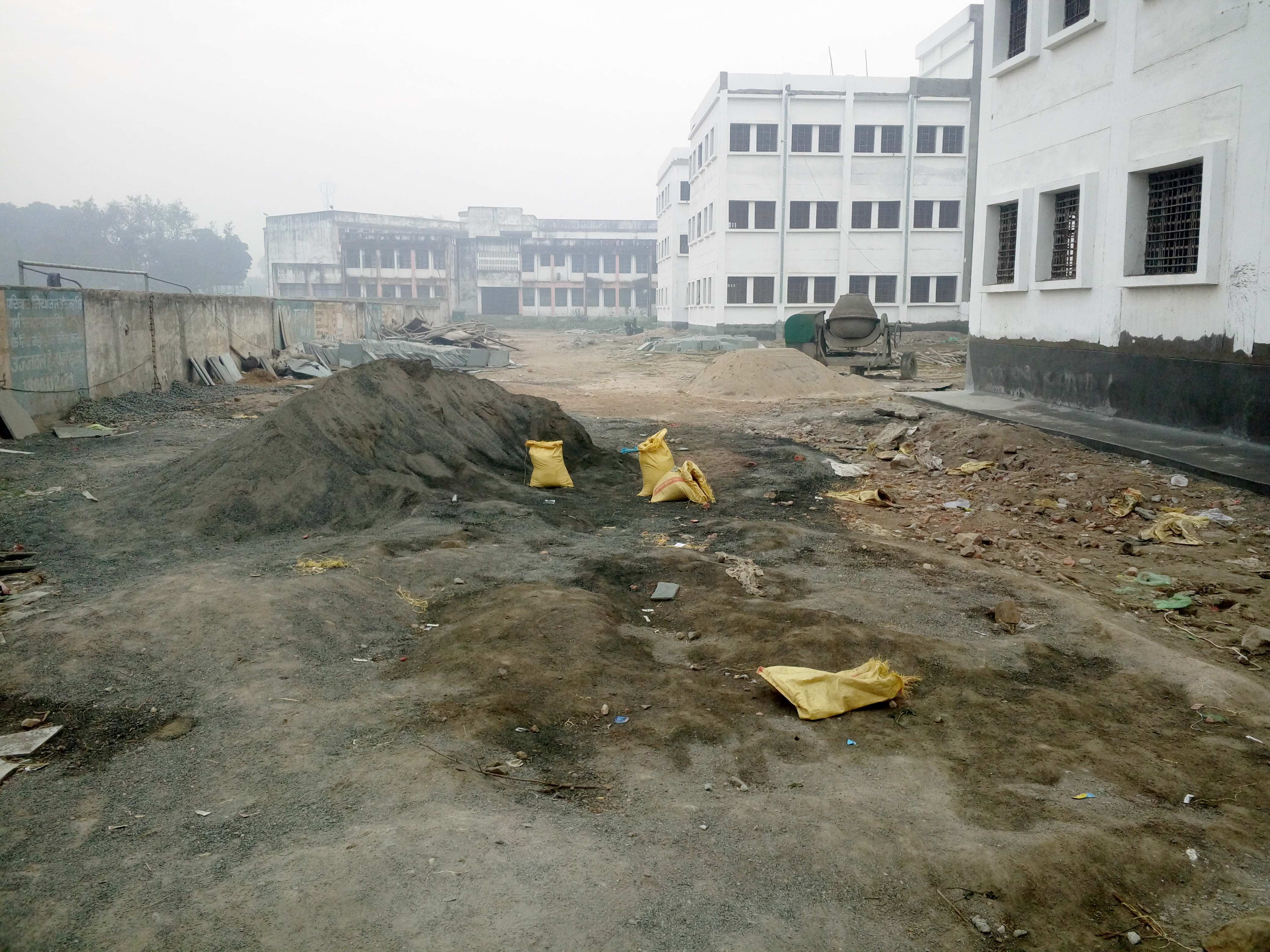 Sand Shortage Spurs Wage and Development Crisis in Bihar - The Wire