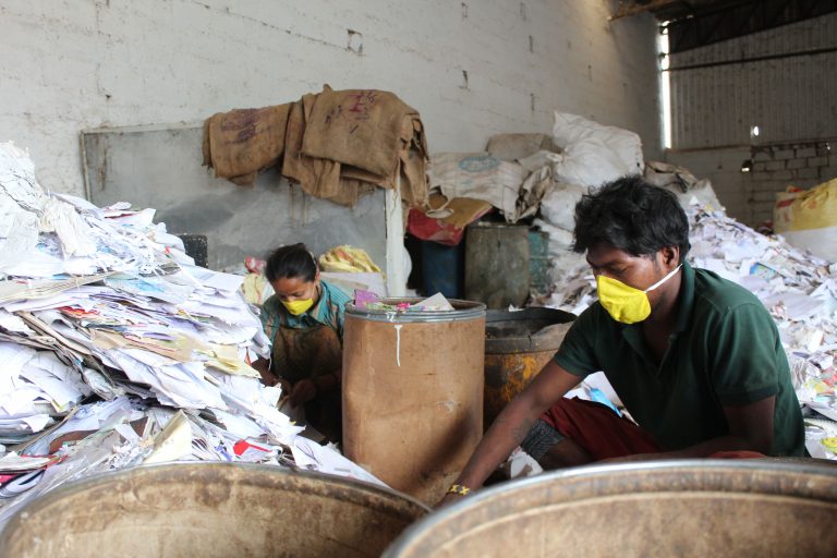 In Bengaluru, Dry Waste Is a Source of Both Livelihood and Civic Woes