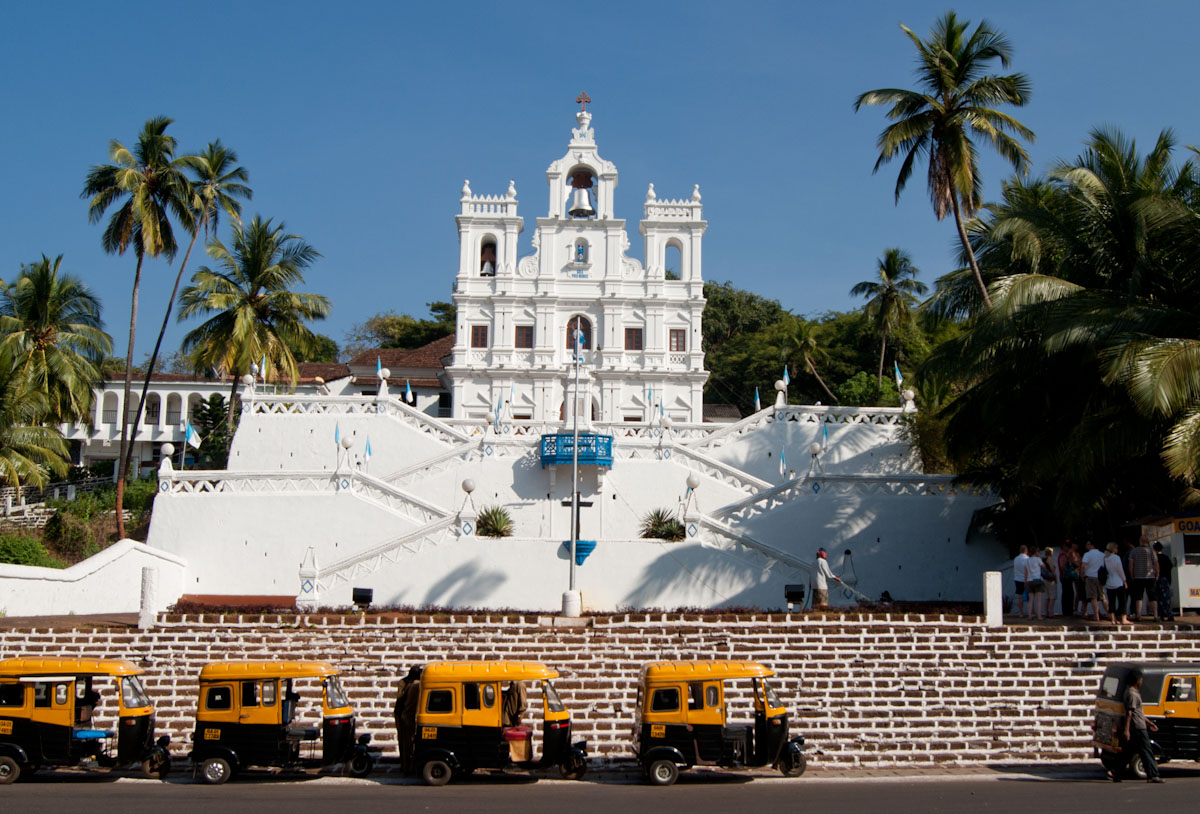 Holy Cross Found Desecrated in South Goa, Case Registered - The Wire