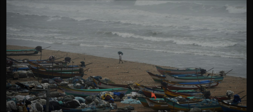 Red Alert: Gaja Upgraded to a 'Severe' Cyclonic Storm, to Hit Tamil ...