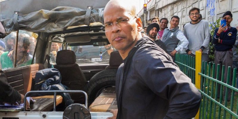 Transfer of Kashmir's 'Singham' Traffic Cop Creates Ruckus in the Valley