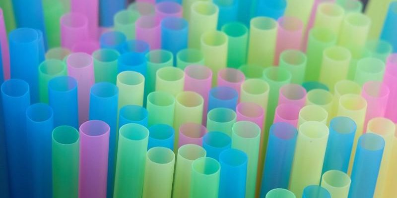World Agrees on First Global Commitment to Curb Single-Use Plastics