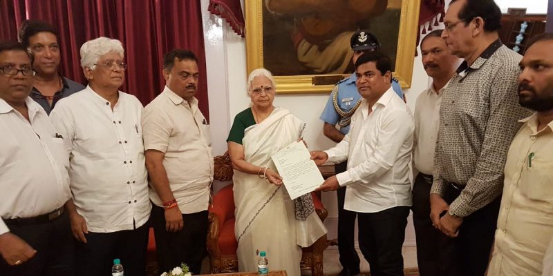 Congress MLAs Meet Goa Governor to Stake Claim to Form Government