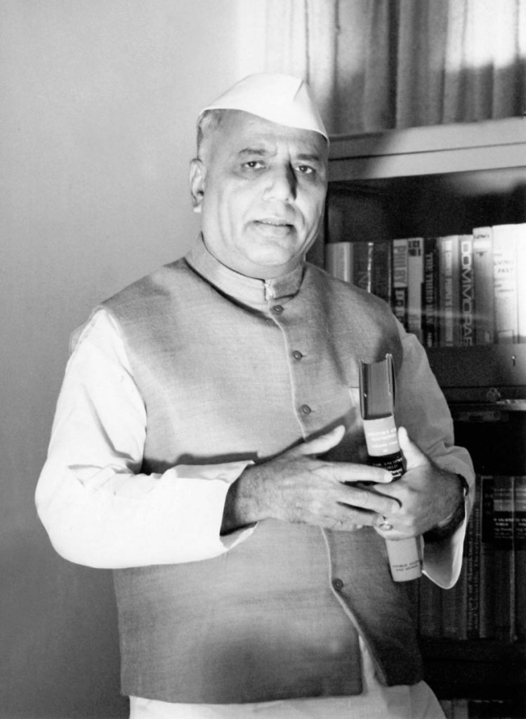 Sharad Pawar's Letter to Modi on IFSC Controversy Exposes Old Marathi ...