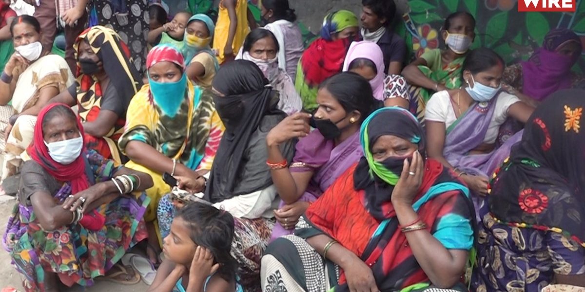 Watch | Slum Area Razed to Build Park, Hundreds of Daily-Wage Workers ...