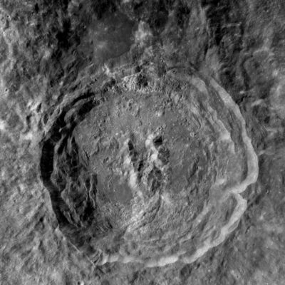 How Are the Moon’s Mountains Different From Those on Earth? – The Wire ...