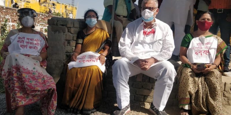 Now, TMC MPs Stopped From Visiting Hathras Victim's Family