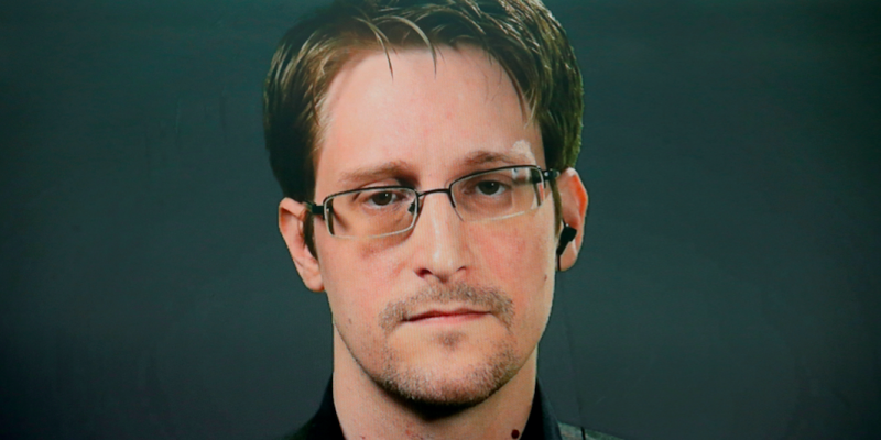 Russia Gives Edward Snowden Permanent Residency Rights