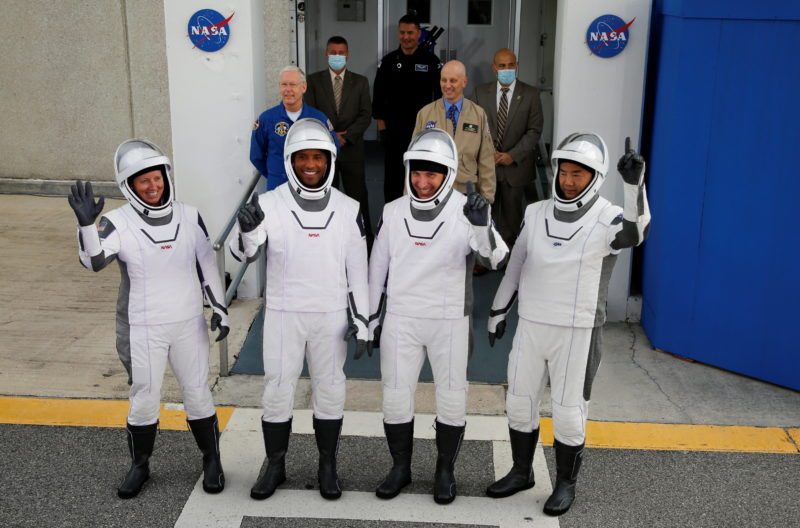 SpaceX, NASA Begin First Operational Astronaut Mission to Space – The ...