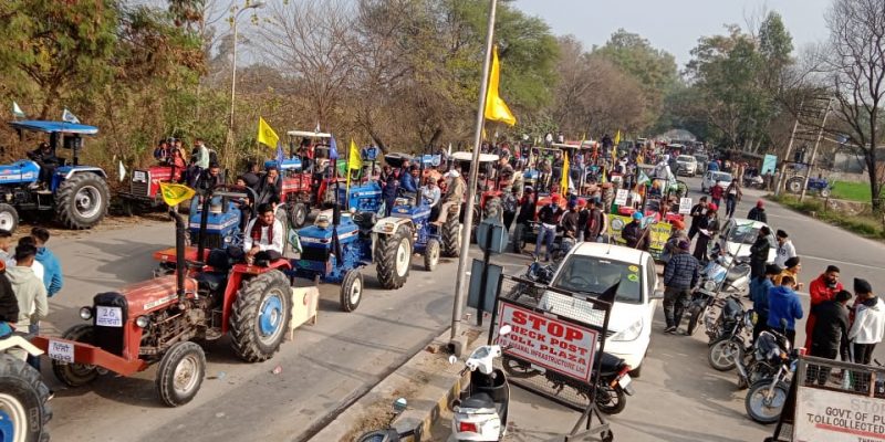 In Punjab, Farmers Conduct ‘Rehearsal’ Ahead of 'Republic Day Tractor ...