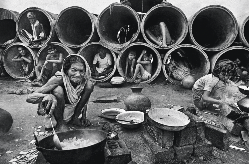 Witnessing the Bangladesh War of 1971 Through Raghu Rai's Camera