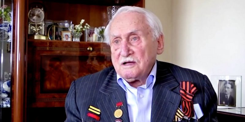 Red Army's David Dushman, Last Surviving Liberator of Auschwitz, Dies at 98