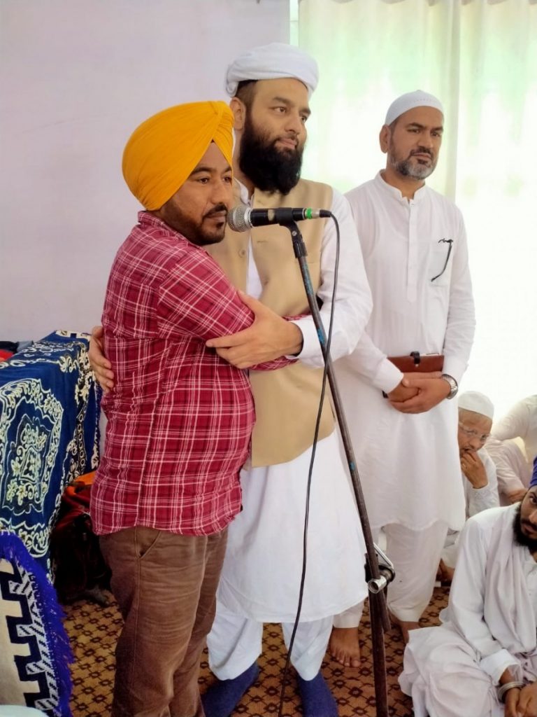 In Punjab, Sikh Man Donates Land for Mosque, Gurdwara Hosts Ceremony ...