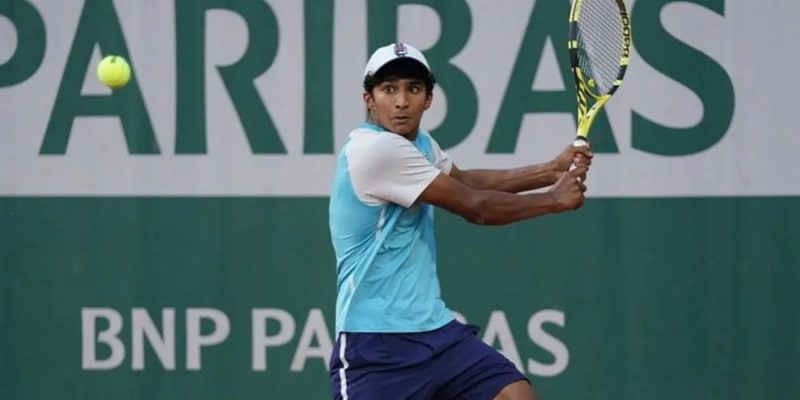 Indian-American Samir Banerjee Wins Wimbledon Boys' Singles Title