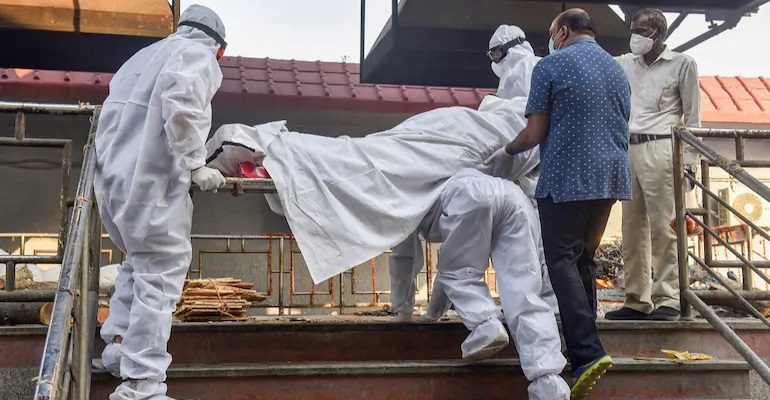 Overworked and Underpaid: The Lives of Kolkata's Crematorium Workers ...