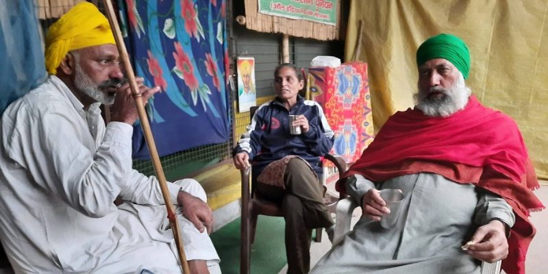 A Winter’s Night With the Farmers at Delhi’s Tikri Border