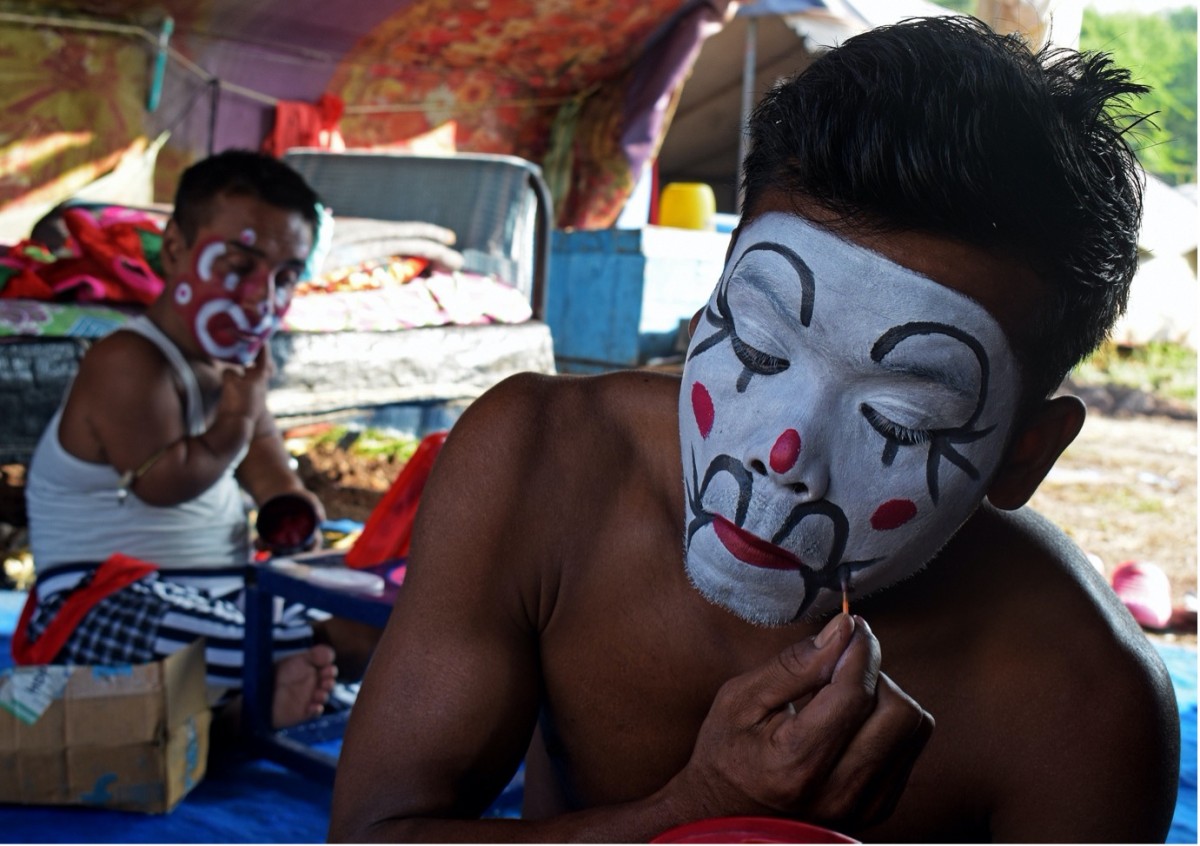 In Photos: The Endangered Performance Art of the Circus