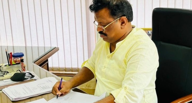 Goa Minister Michael Lobo, Another MLA Quit BJP Ahead of Polls