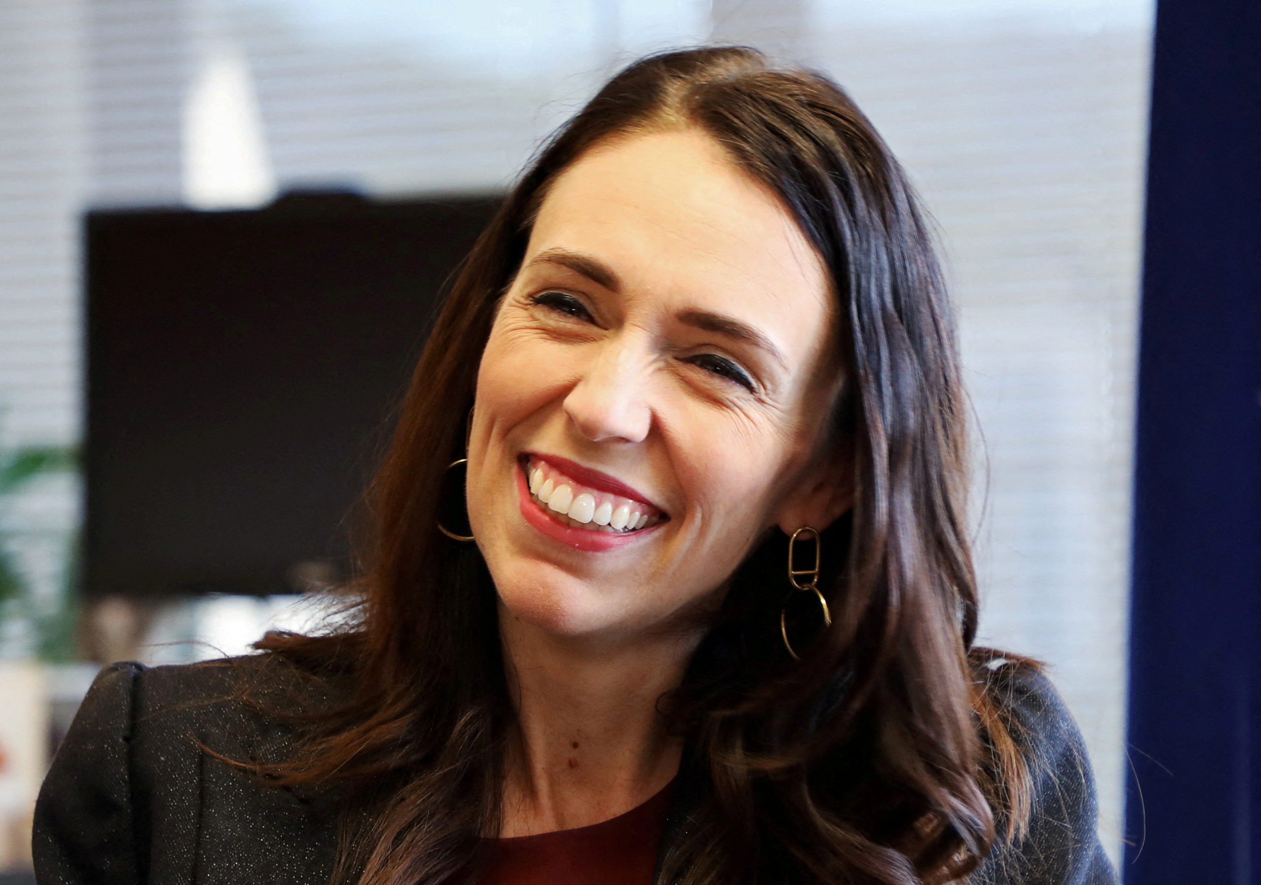 Pregnant Journalist Stuck in Kabul, Highlighting New Zealand’s Tough ...