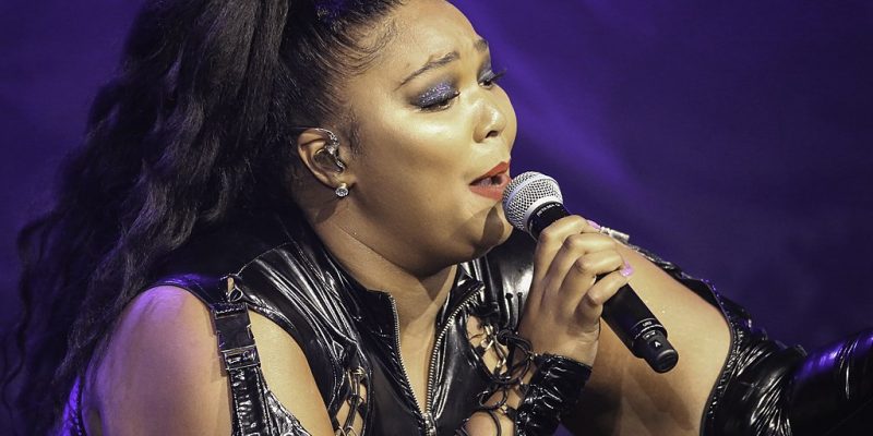 Understanding the Art of a Successful Celebrity Apology