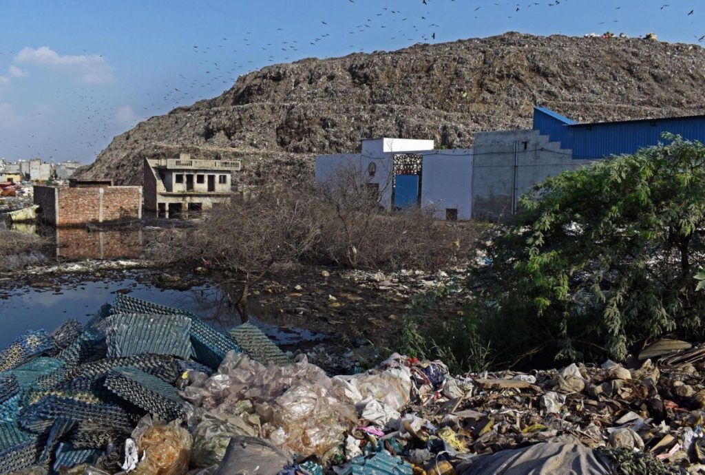 Bachaikari of Bhalswa: Narratives of Waste Pickers from a Delhi Landfill