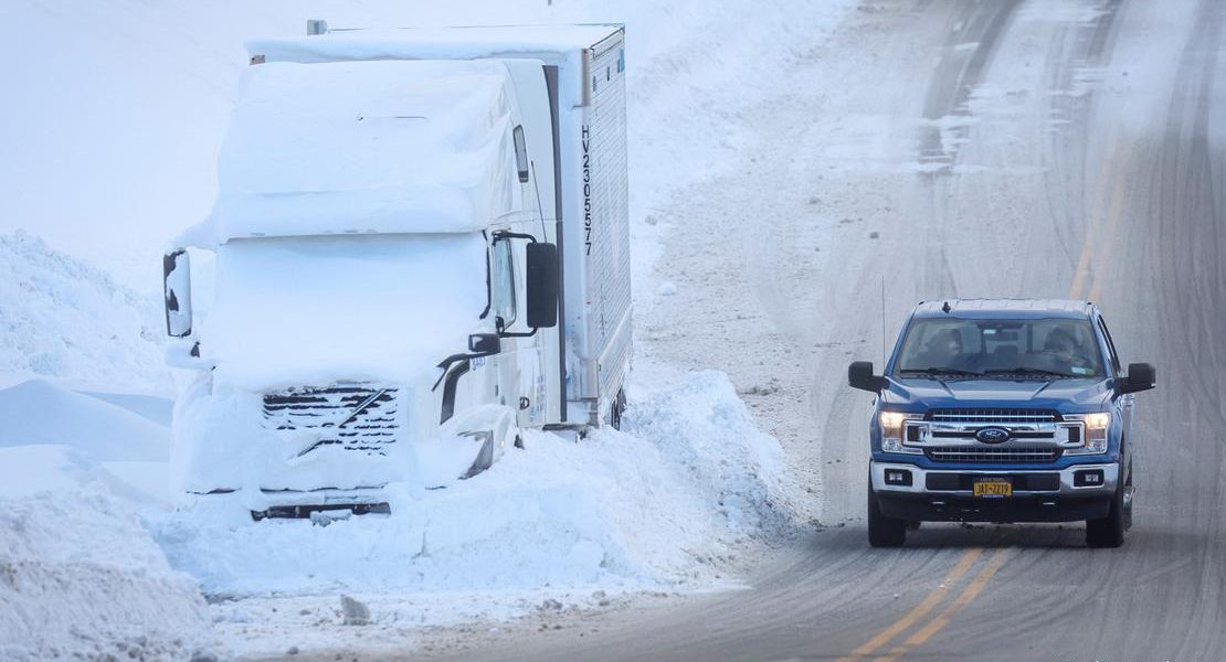 US and Canada: 34 Killed in Christmas Day Winter Storm - The Wire