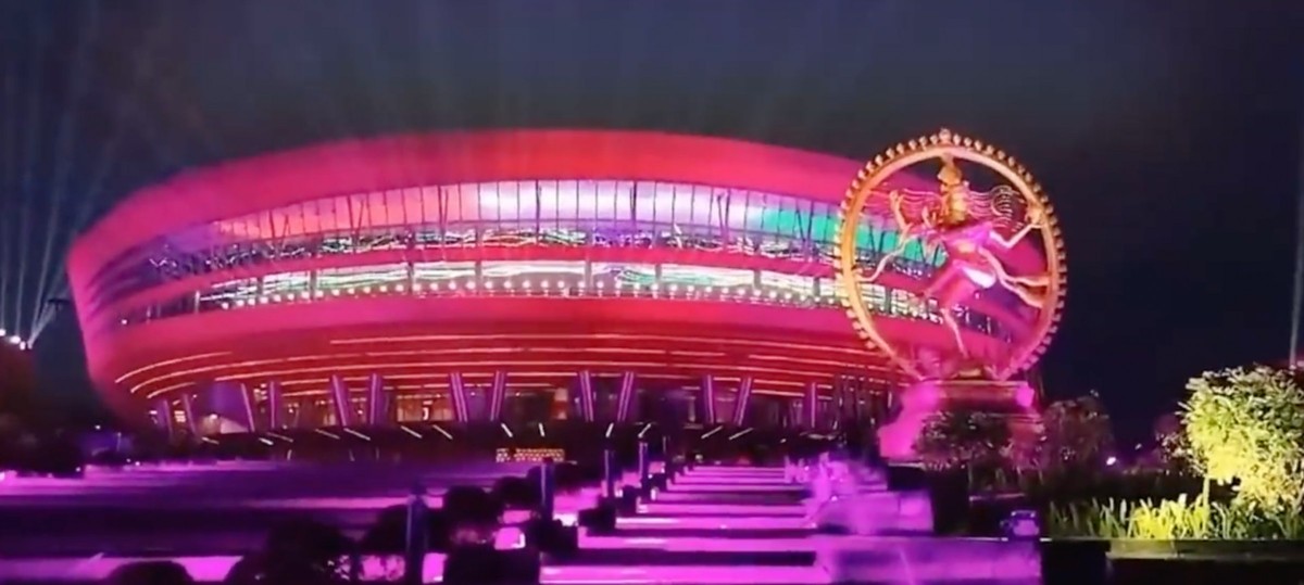 G20: The Kitsch Tells a Bigger Story - The Wire