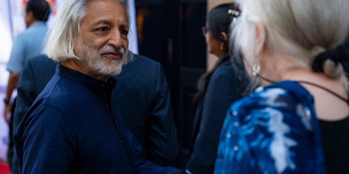 Anand Patwardhan's 'Vasudhaiva Kutumbakam' Wins Best Documentary Award ...