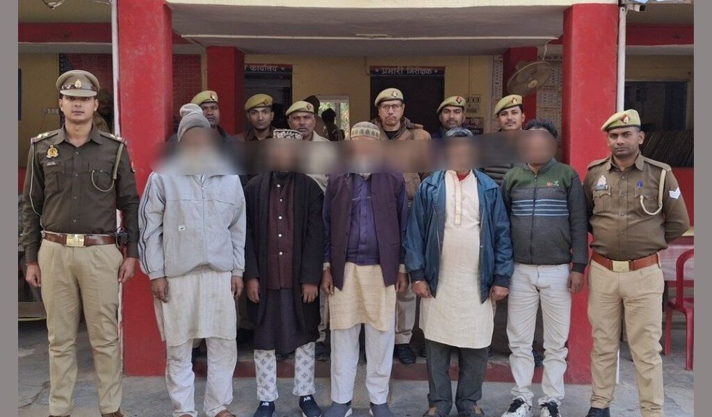 Uttar Pradesh Police Arrest 5 Muslim Men After Bajrang Dal Alleges ...